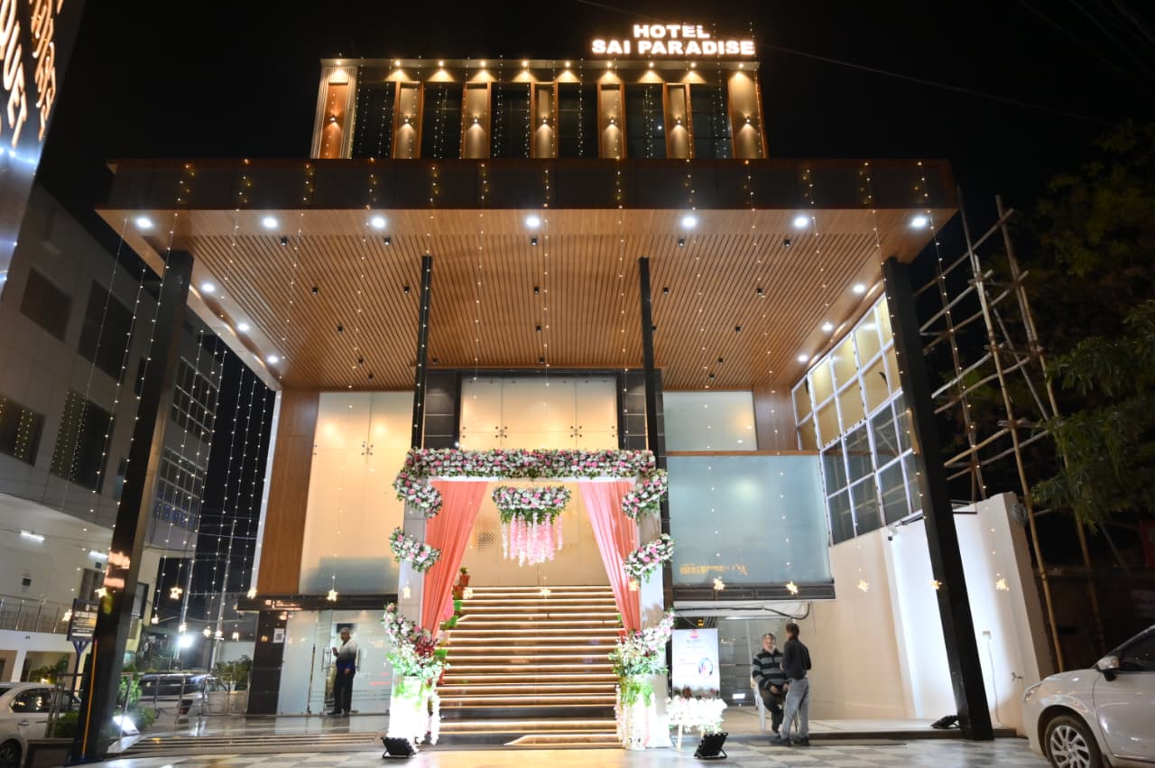 Hotel Sai Paradise | Luxury Hotel in Lucknow